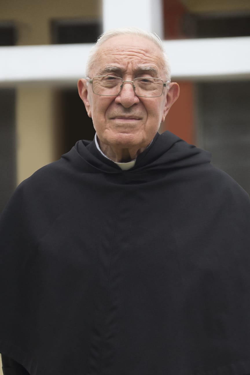 Homenajeando 90 Años de Vocación y Servicio Agustiniano: Padre Agustín ...